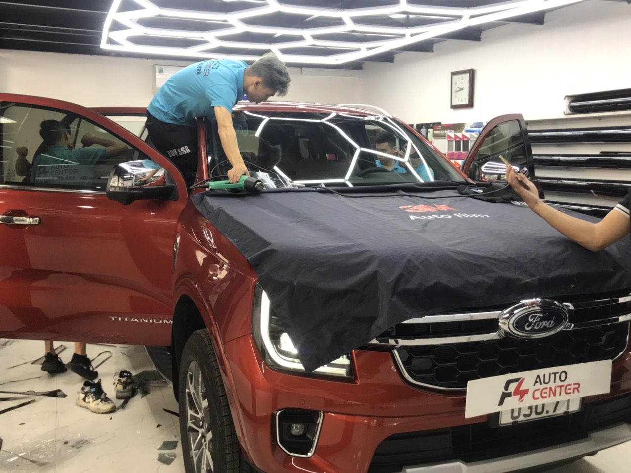DÁN PHIM CÁCH NHIỆT 3M KÍNH LÁI Ô TÔ - F4 Auto